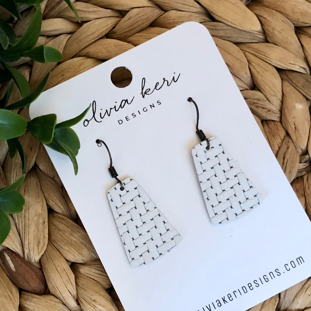 Emma - White Basket Weave – Olivia Keri Designs