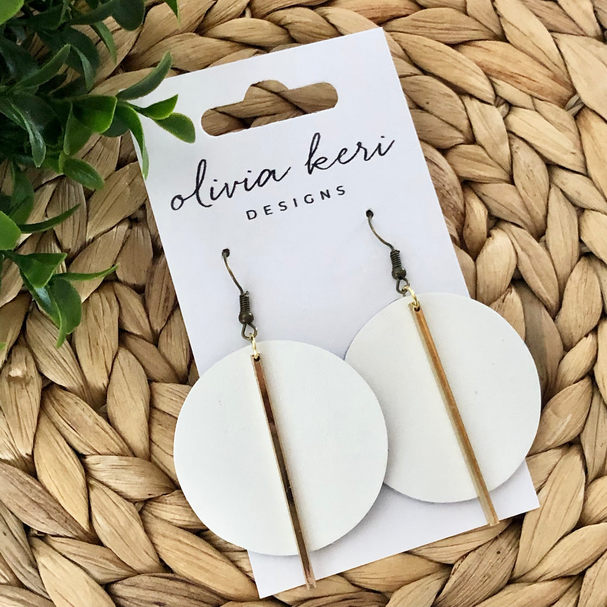Lindsay - White – Olivia Keri Designs